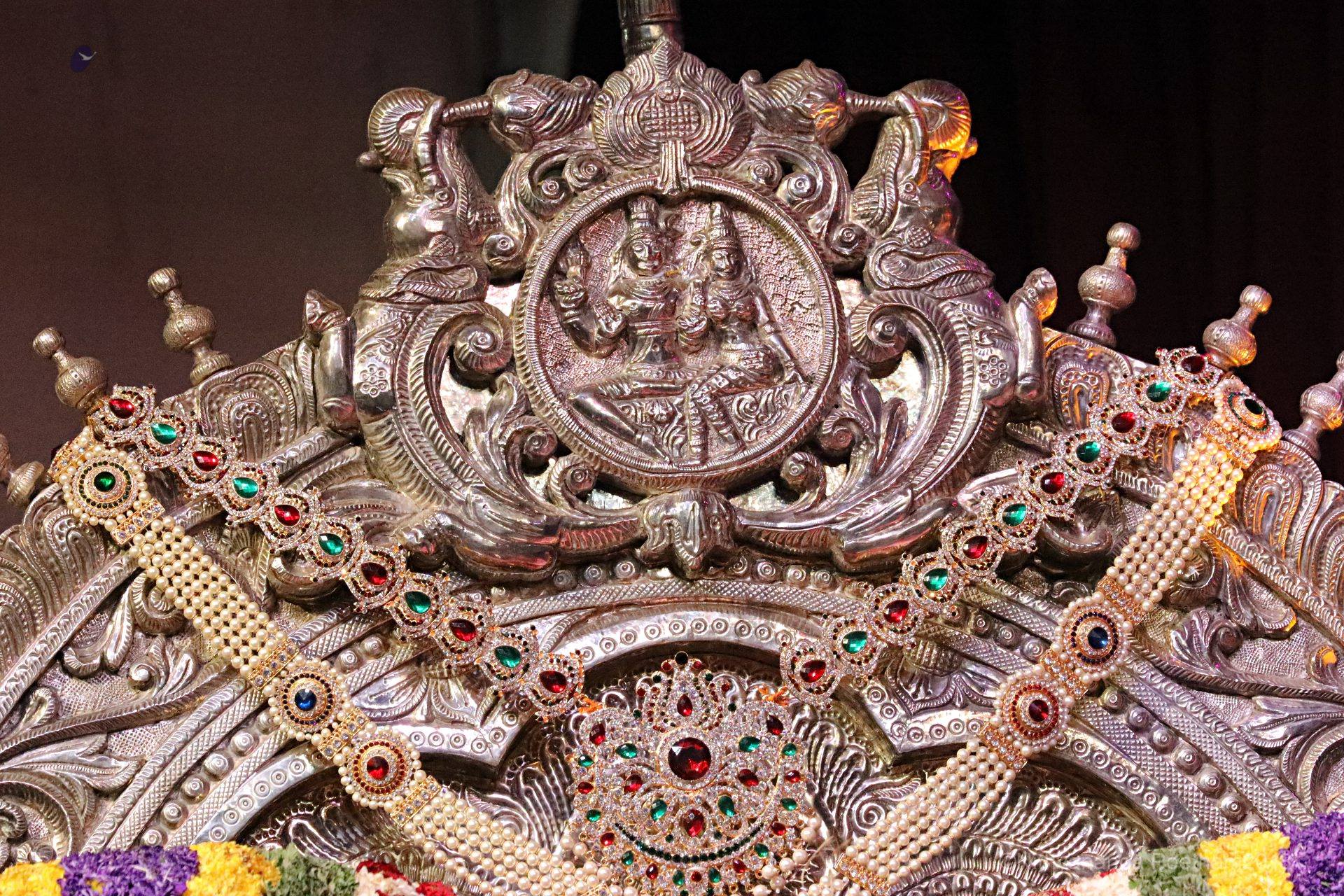 If we merge our awareness with the meeting point of inhaling and ...